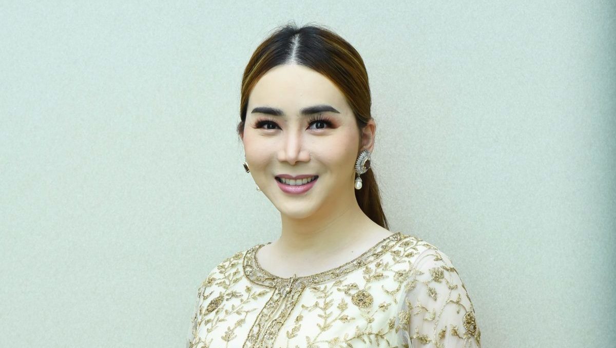 "แอน-จักรพงษ์"กำไรเละ ขายหุ้น JKN 100 ลบ. ราคา 10 บาท - Hoonsmart