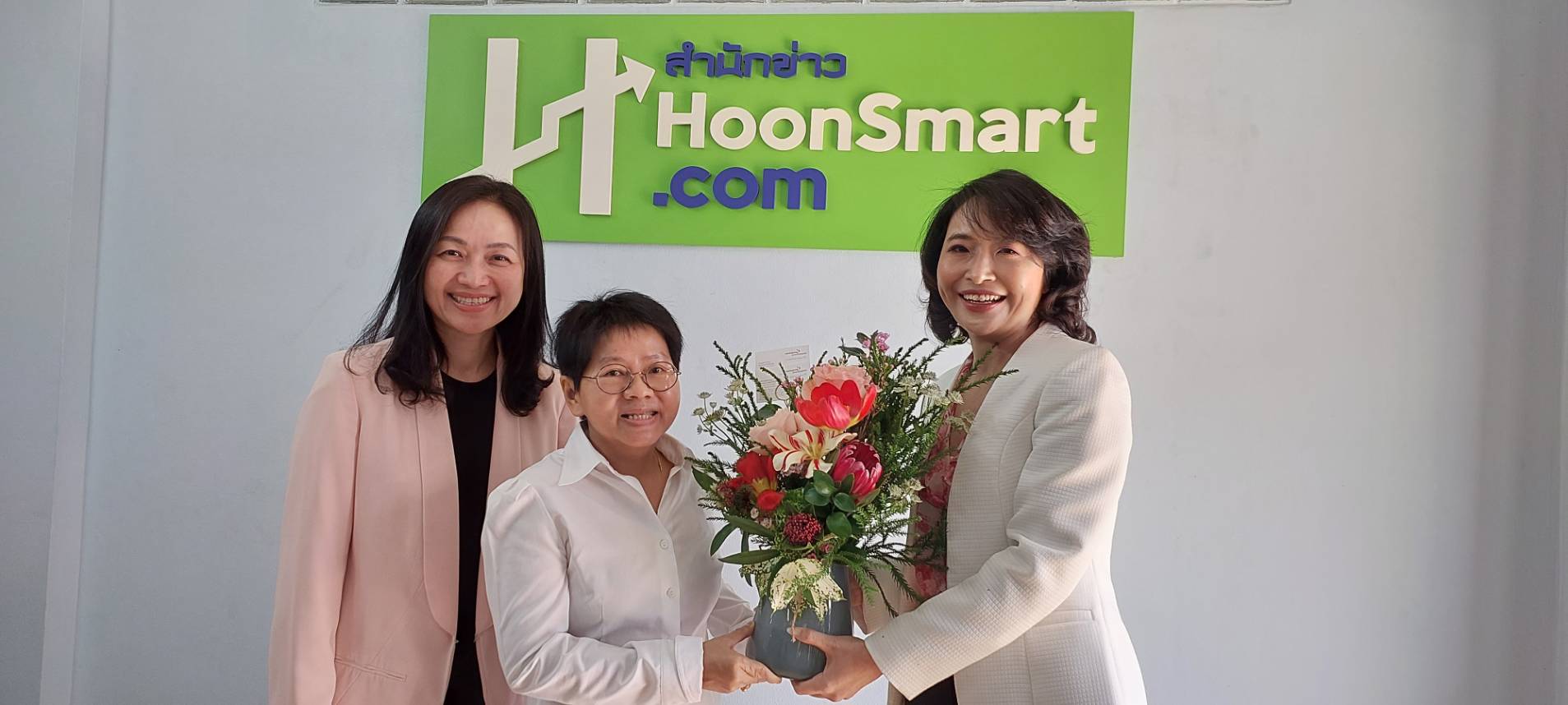 "หุ้นสมาร์ท"ครบรอบ 5 ปี ขอบคุณทุกกำลังใจ - Hoonsmart