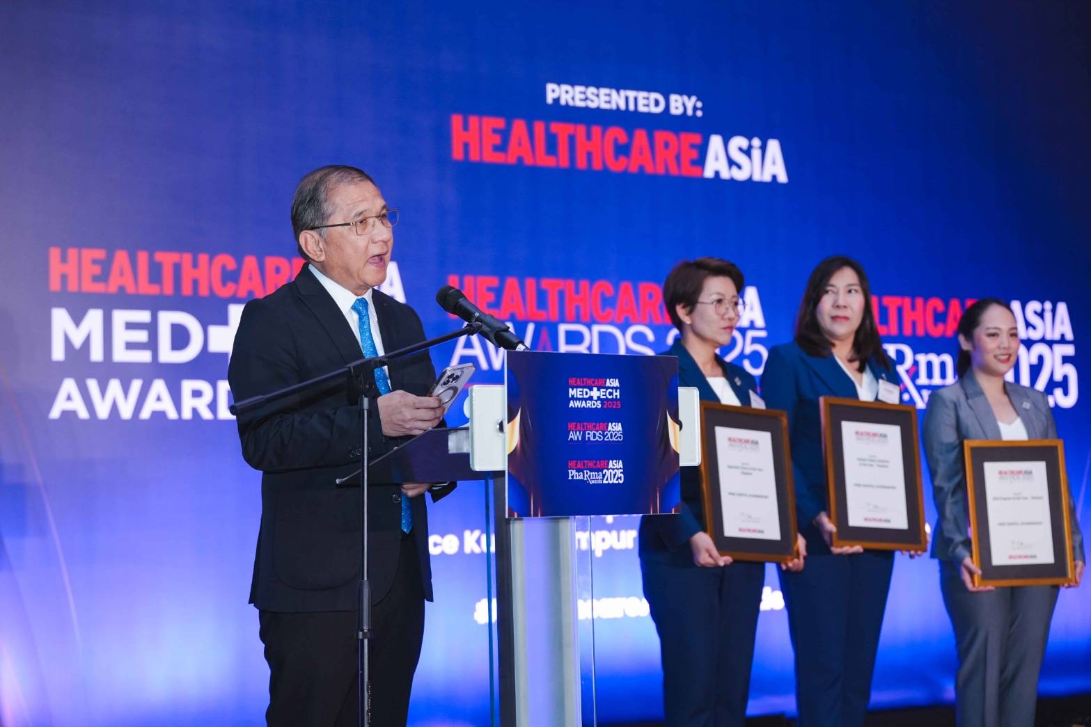 “รพ.พริ้นซ์ สุวรรณภูมิ” กวาด 3 รางวัลจากเวที Healthcare Asia Awards 2025 - Hoonsmart