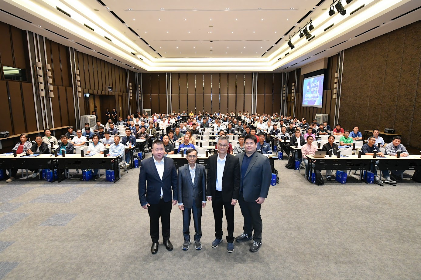 KJL ออนทัวร์ "รวมพลคนไฟฟ้า จ.ระยอง" - Hoonsmart