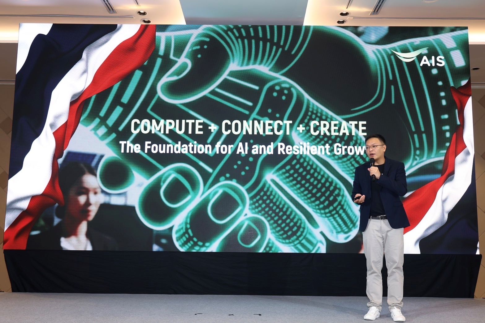 AIS เปิดตัว THAI Hyperscale Cloud ครั้งแรกในไทย - Hoonsmart