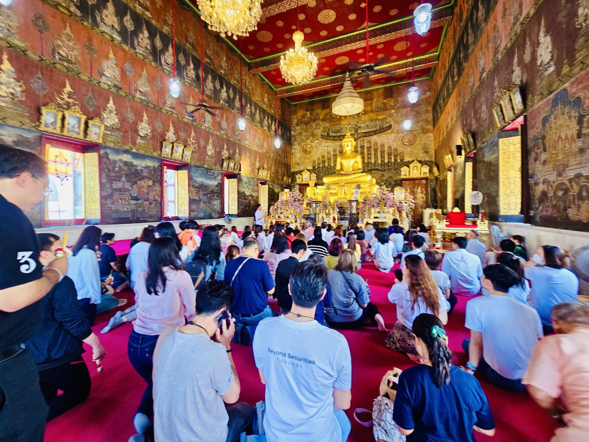 บล.บียอนด์ X "ไทย สมายล์ บัส" จัดกิจกรรม “108 The Boat Of Destiny” - Hoonsmart